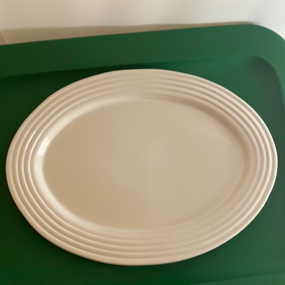 Pampered Chef | Dining | Pampered Chef New Traditions Collection Oval ...